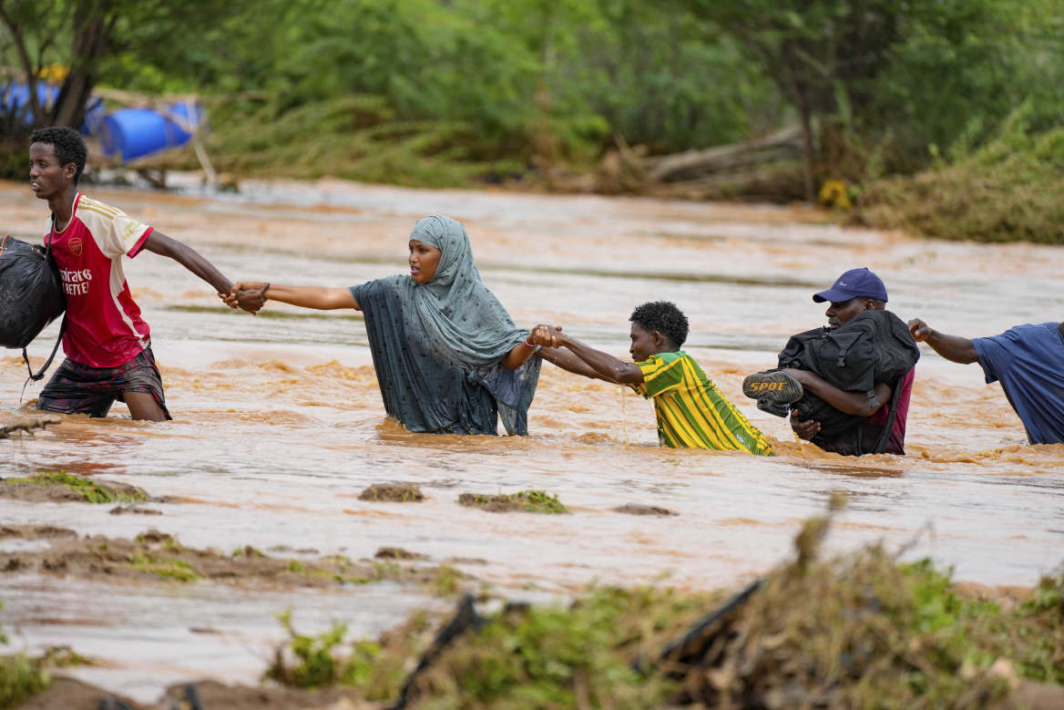 Severe drought turns to severe floods killing hundreds in East Africa ...