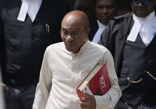 How Emefiele got $600,000 cash as kickback from contractors – Ex-CBN ...